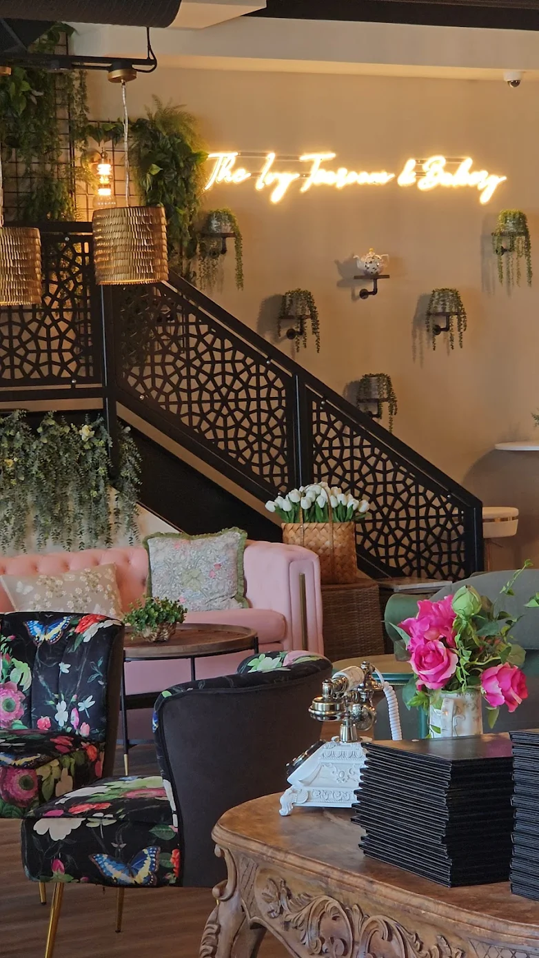 The Ivy Tearoom & Bakery